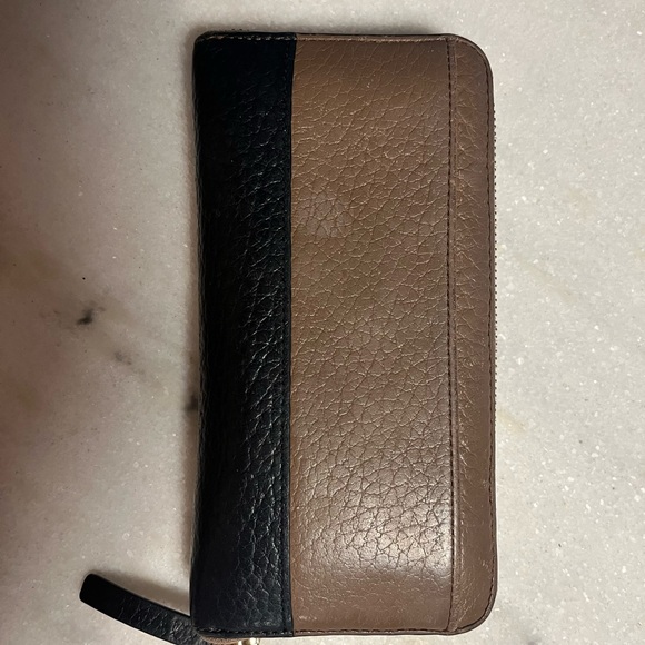 kate spade | Bags | Kate Spade Pebbled Black And Tan Leather Zip ...